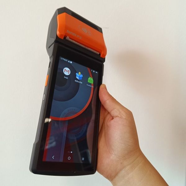 Quality Android 11 Handheld 5.5" HD Smart Mobile Payment Terminal With Versatile Payment for sale