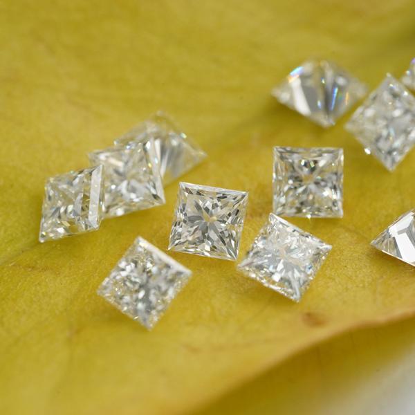 Quality Princess Cut White Melee Diamonds HPHT 1.8 To 4.1mm 0.01 To 0.47ct for sale