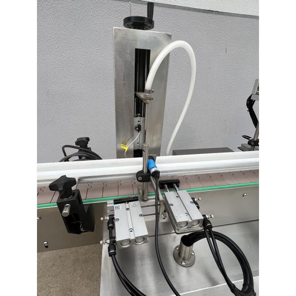 Quality GMP Tabletop Liquid Magnetic Pump Filling Capping Machine 10-5000ML for sale