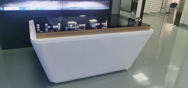 55 Inch Windows LCD Touch Screen Monitor Display Game Table, Golden Object Recognition