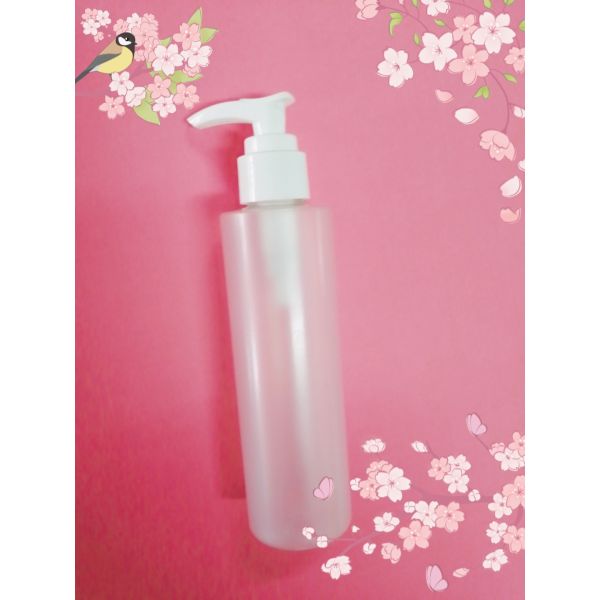 Quality Hot Silver Plastic Soap Dispenser Bottle , 250ml Reusable Body Wash Bottle for sale