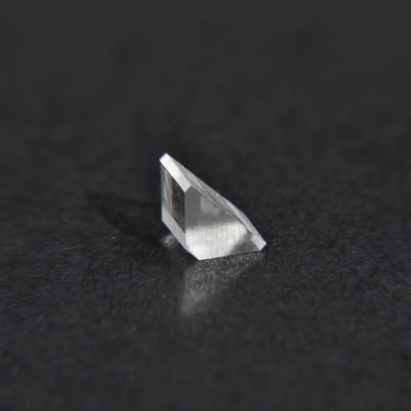 Quality Triangle Prism Optical CVD Diamond 6-Side Polished High Transparency Loose Mono for sale
