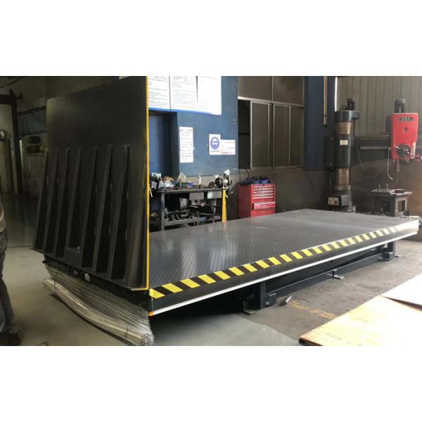 Quality Warehouse Hydraulic Dock Lift With Super Length Electric Lip 1550mm for sale