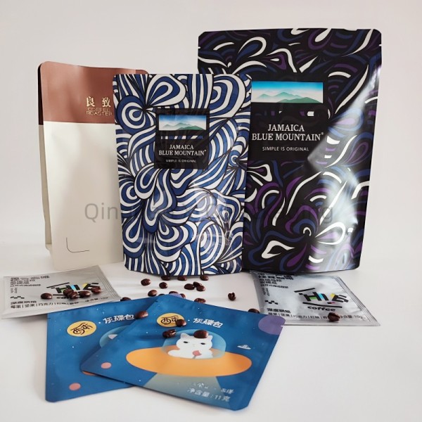 Quality Custom Printed Packing Bag 11 Colors Recyclable 10-15 Days for sale