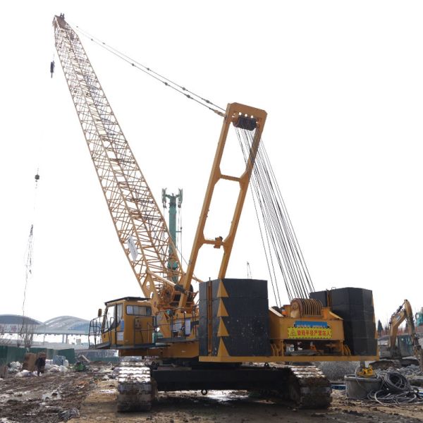 Quality Used Crawler Crane with 30% Maximum Gradeability 16-73m Main Boom Length and 175/220kw/RPm Rated Power for sale
