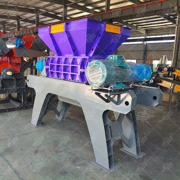 Quality Car Seat Shredder Industrial Double Shaft Shredder Waste Wood Plastic Metal Crusher Machine for sale