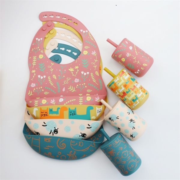 Quality Capacity 200ml Silicone Sippy Cup With Straw High Durability for sale