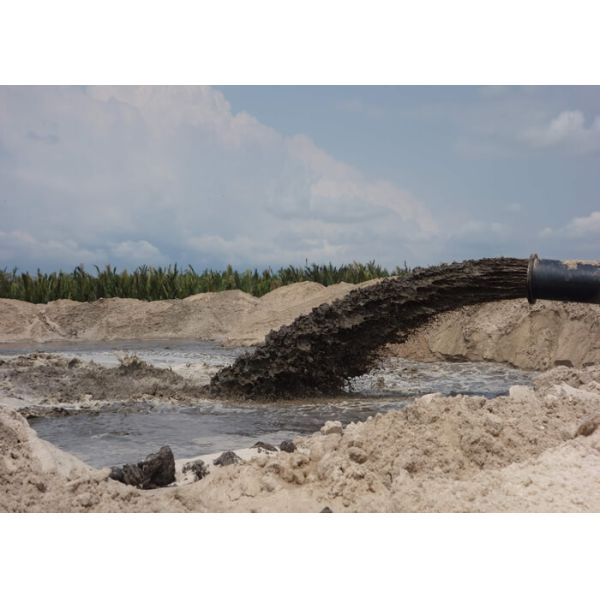 Quality Split Design Submersible Dredge , Portable Dredge Easy Transport 45kw Emergency for sale