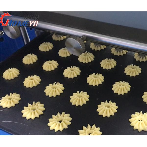 Quality 220V High Productivity Biscuit Making Machine for Cookie Manufacturing for sale
