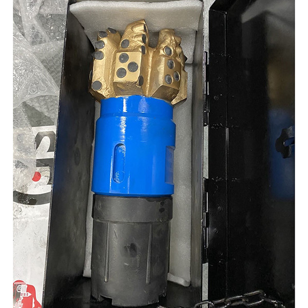 Quality Matrix Body 6-5/8 inch 616 PDC Diamond Bit Of Oifield API Drill Bit for sale