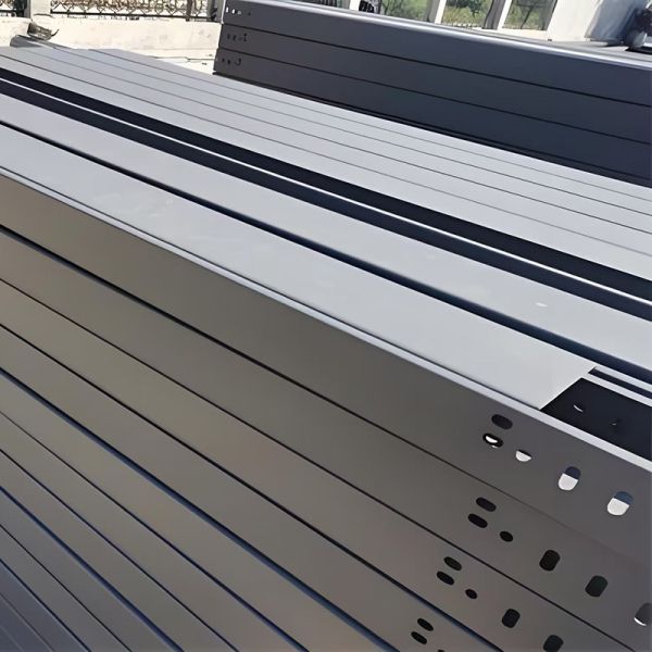 Quality Stainless Steel Solid Bottom Cable Tray Rectangular 1.2mm-2.5mm Suspended for sale