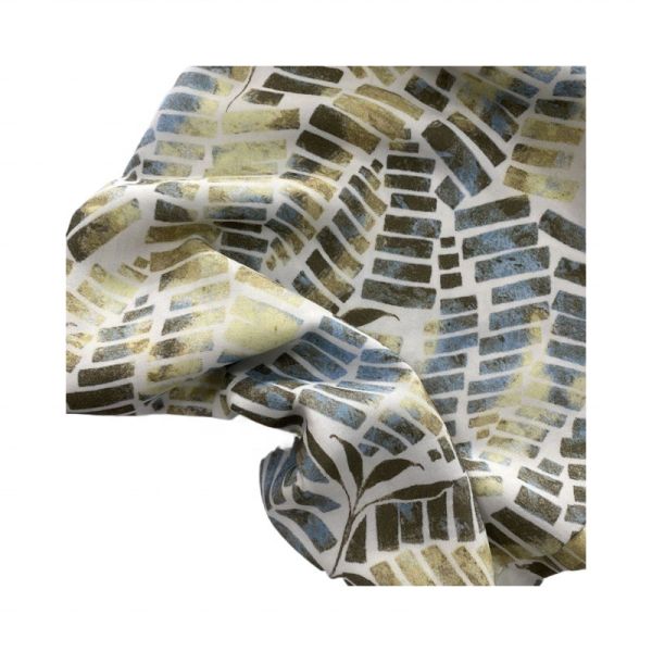 Quality Summer Hot Fabric Rayon 68*68 Density for Customized Suiting Design for sale