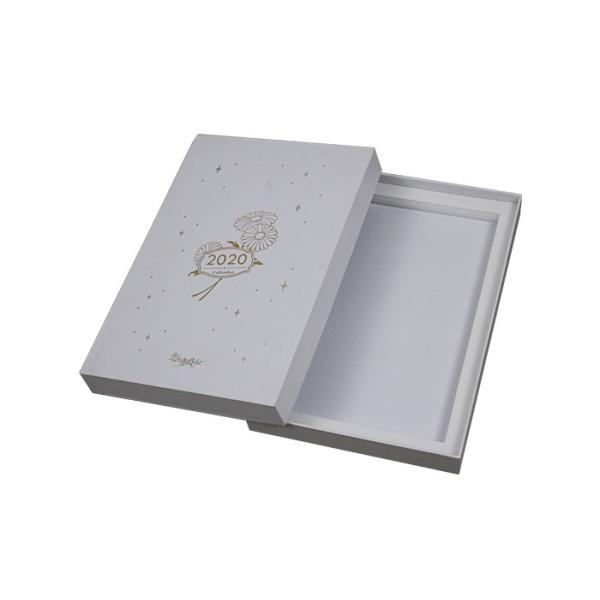 Quality 40x33x11cm Custom Paper Box Packaging Protective Varnish With Inserts for sale
