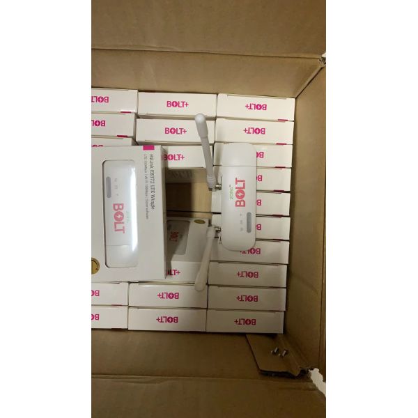 Quality 2.4 GHz Portable 4G Wifi Router FDD-LTE / TDD-LTE / WCDMA Bands for sale