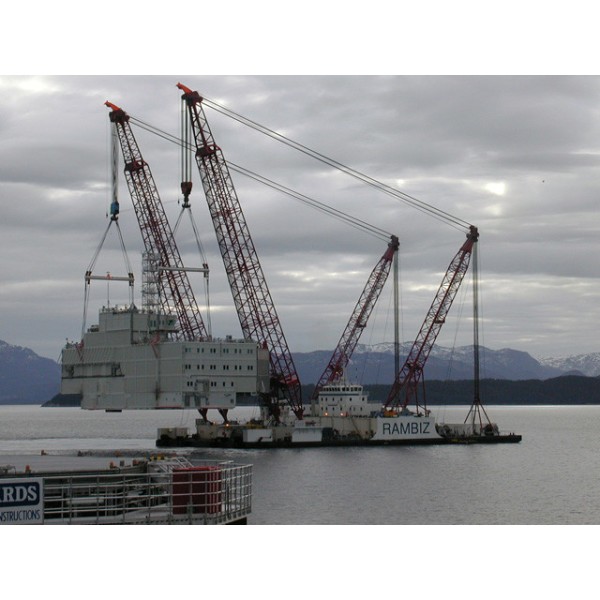 Quality Galvanized Hydraulic Hoisting Winch For Trawler And Ship Platform for sale