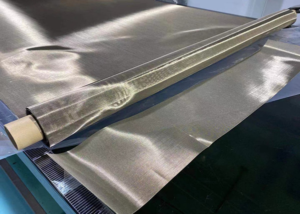 Quality BR Metal Coated Mesh Fabric For Laminated Decorative Glass for sale