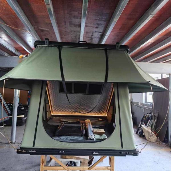 Quality Outdoor Light Dark Grey Hard Shell Rooftop Tent 202*122*5cm Mattress Size for sale
