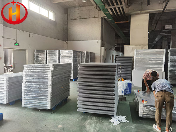 Quality Impact Resistant Grey Plastic Cardboard Sheets 4x8 Reusable for sale