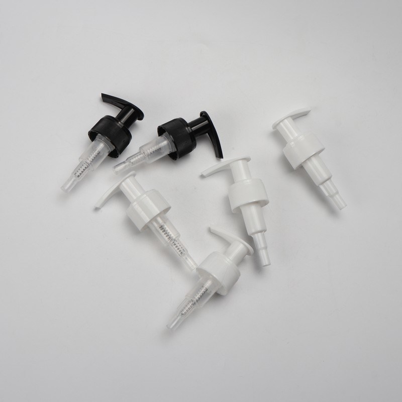 Nnovative Cosmetic Packaging with Revolutionary Sprayer Technology