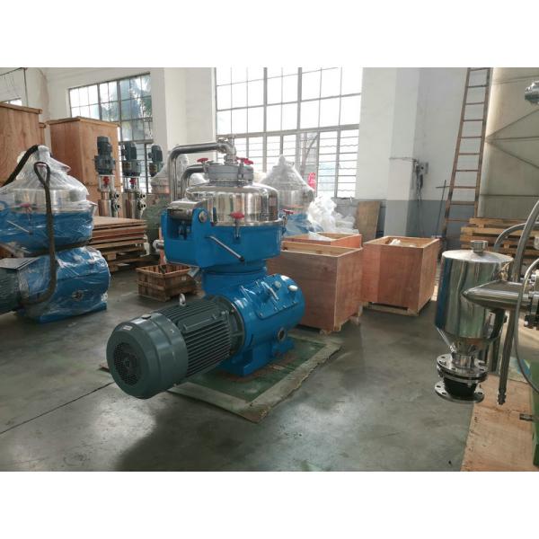 Quality Smooth Operating Centrifugal Oil Water Separator Self Cleaning PLC Control for sale