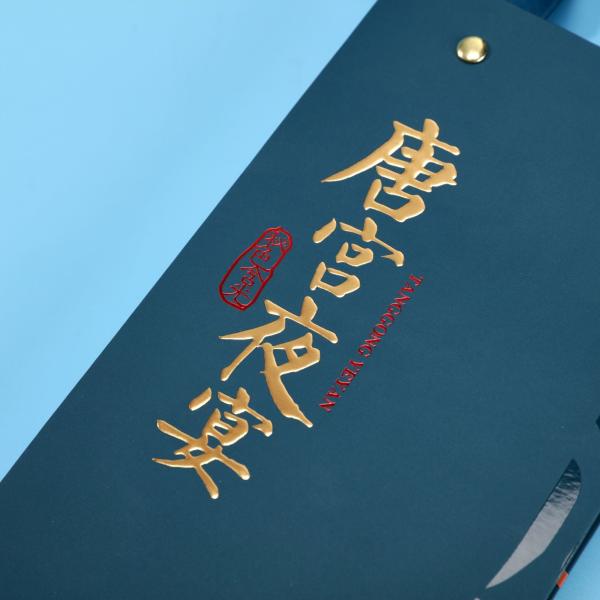 Quality Custom Logo Luxury Paper Takeaway Bag With Handle For Gifting Tea Clothes for sale