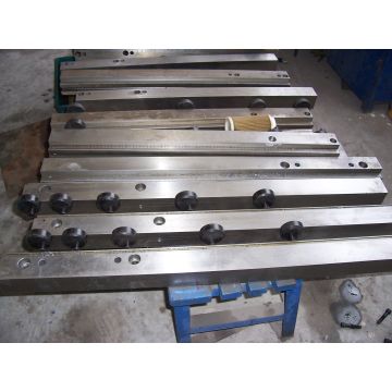 Quality Automatic CNC Sheet Metal Cutting Machine With Follwing Founction for sale