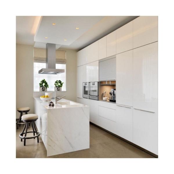 Quality European Style Wooden Kitchen Cabinets with Complete Customization and for sale