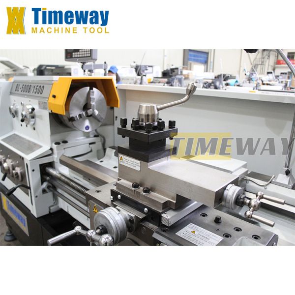 Quality Gap-bed Lathe Machine with Distance between Centers 1000mm and Max. Sawing Over for sale
