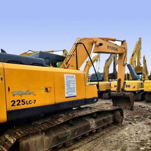 Quality Used Hyundai 225 Second Hand Excavator 1.05m3 Bucket Capacity for sale