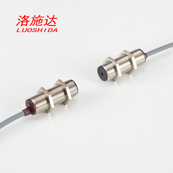 Quality 3 Wire Or 4 Wire M18 Proximity Sensor for sale