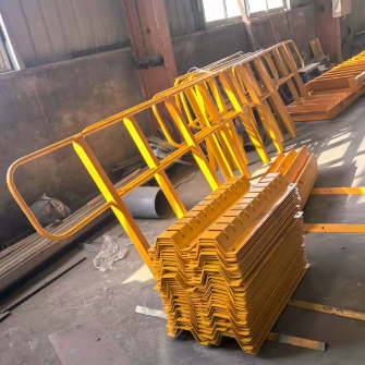 Quality Track Mounted Ship Loader Conveyor for Bulk Cargo Port Loading Applications for sale