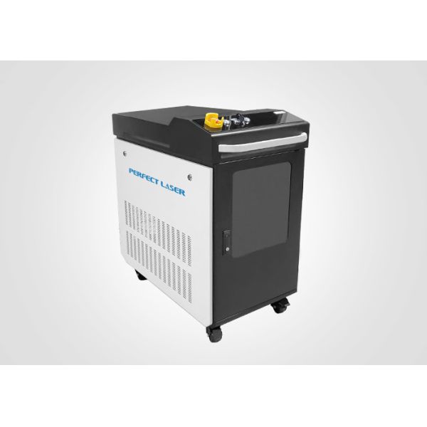 4 Laser Grade Rust Remover Machine 300W 220V 50/60Hz Air Cooling ...