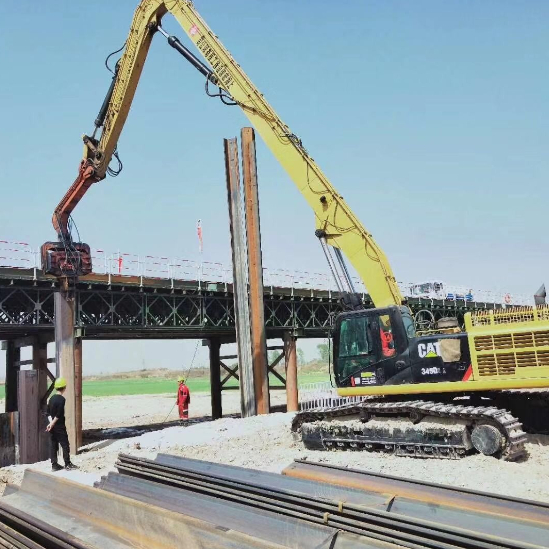 Quality Hydraulic Pile Driver For Excavators - Blue Design With Larsen Steel Sheet Pile for sale