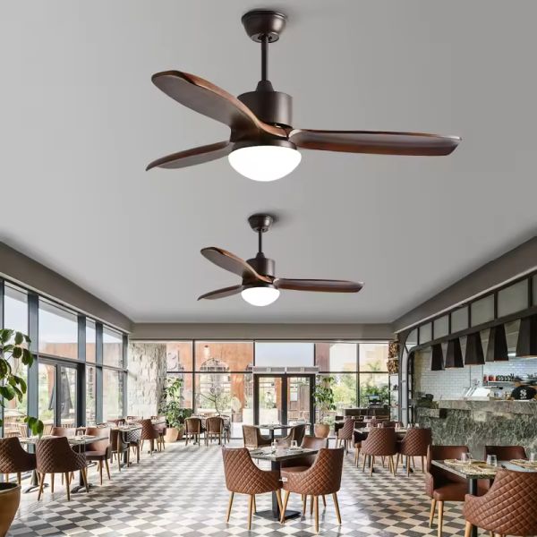 Quality Wholesale 52 Inch Vintage Decor Wood Fan Ceiling Electric Solid Wood Blades Ceiling Fan With Ventilador De Techo Con Luz for sale