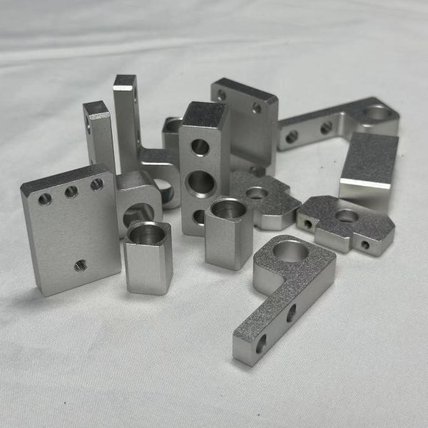 Quality Customized Metal Aluminum Oxide Steel Turning Machining with ASTM Standard CNC for sale