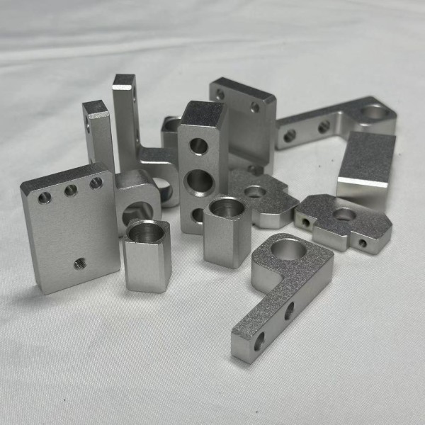 Quality Customized Metal Aluminum Oxide Steel Turning Machining with ASTM Standard CNC Parts for sale