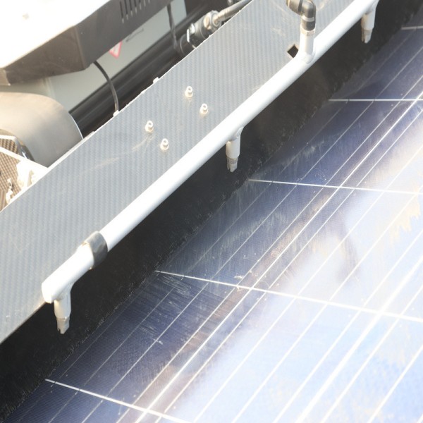 Quality Solar Panel Cleaner Robot High Though Cleaning Solutions with Semi-automatic for sale