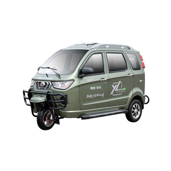 Quality Closed Cabin Passenger 7 Person Tuk Tuk Tricycle for sale