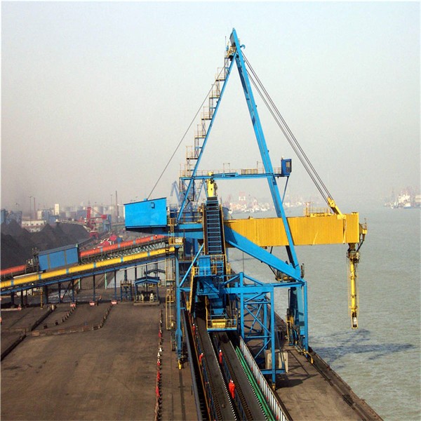 Quality 5000 Tph Heavy Duty Rail Mounted Screw Type Ship Unloader for sale