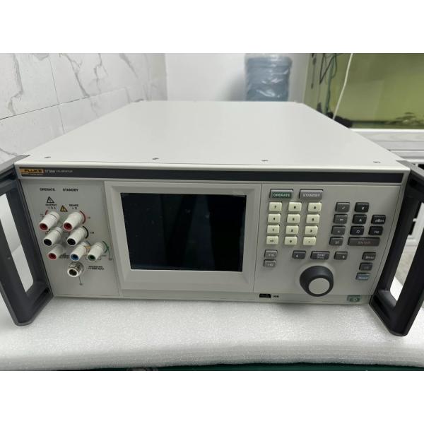 Quality 1100 V / 2.2 A Ultra High Accuracy Multi Function Calibrator Fluke 5730A for sale