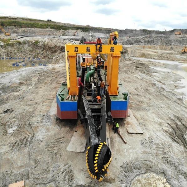 Quality Powerful Diesel Engine 26inch Cutter Suction Dredger with 2000m Discharge for sale