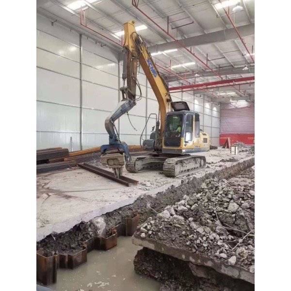 Quality Hydraulic Pile Driver - High Precision & Low Vibration Operation for sale