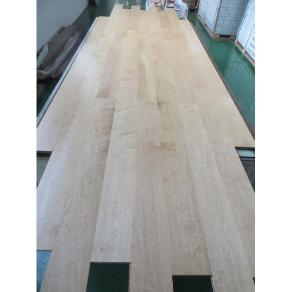 Quality premium grader natural color China Maple Engineered Wood Flooring for sale
