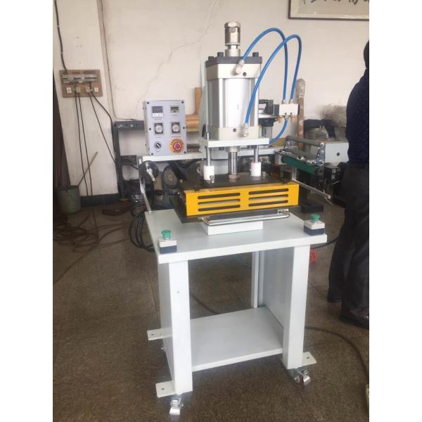 Quality PRY-368-3T Pneumatic Paper Hot Foil Stamping Machine with Functions of Automatic for sale