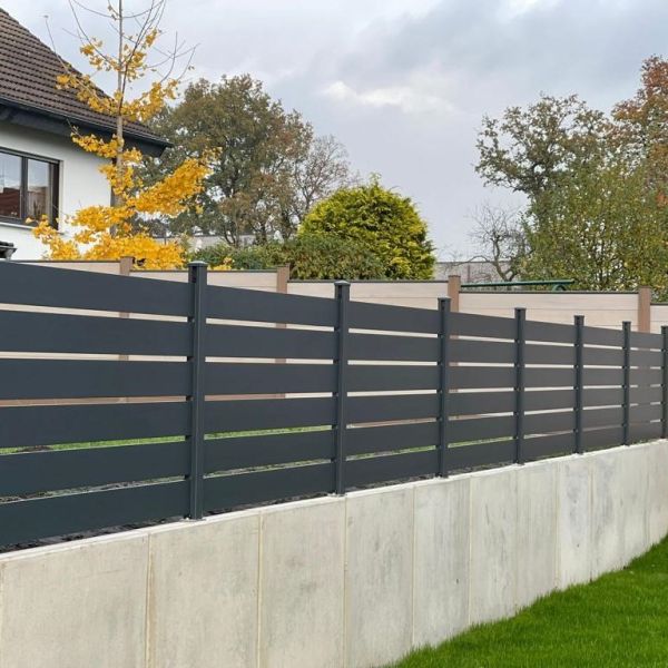 Quality Powder Coated Powder Coated Aluminum Fence Panels For Easy Surface Mounting Installation for sale