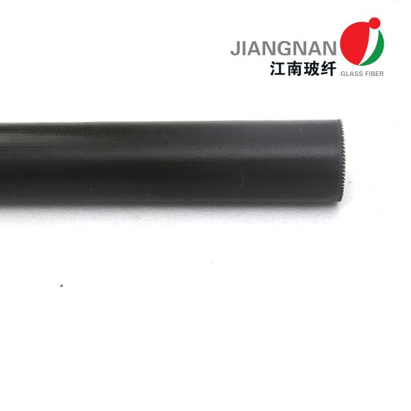 Quality Fiberglass Fireproof Welding Blanket Silicone 0.43mm Thickness Fire Insulation for sale