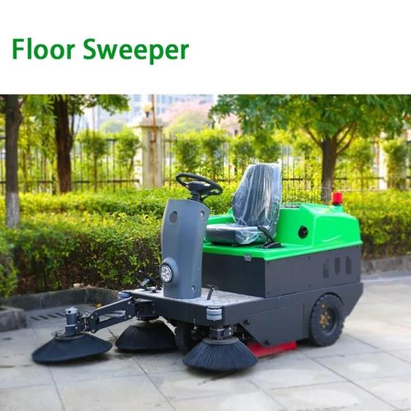 Quality Environmentally Friendly Cold Water Cleaning Electric Ride-On Street Cleaning for sale