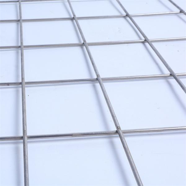 Quality Vinyl Galvanized Welded Wire Mesh Rolls Green Wire Mesh Rolls in Construction for sale