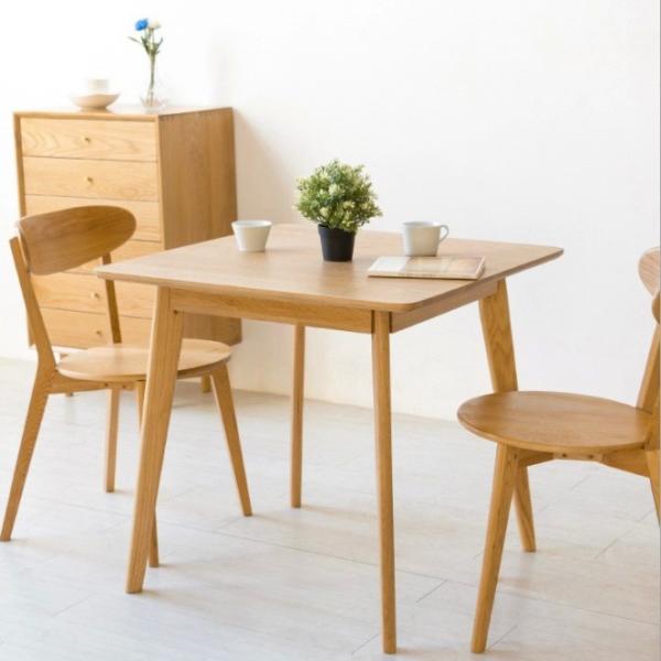 Quality Latest Customized Exquisite Workmanship Solid Wood Dinning Table 120*60*75cm in for sale