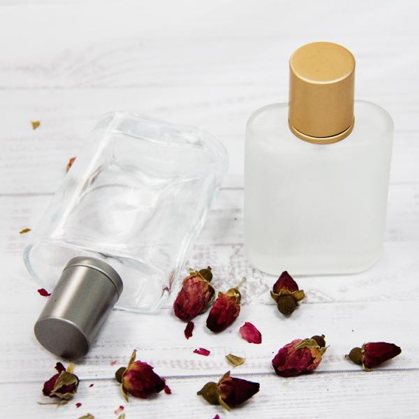 Quality Custom Square Perfume Bottle 30ml 50ml 100ml Clear Color Perfume Glass Bottles for sale